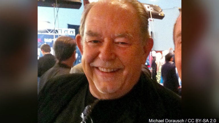 Robin Leach of ‘Lifestyles of the Rich and Famous’ dies