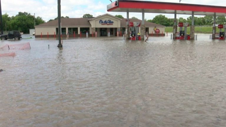 Henderson mayor blames roundabout for worsening flooding issues